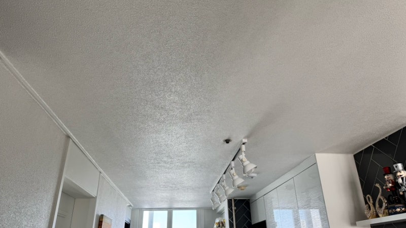 디아망 회벽화이트(PR002-01) 천장까지 벽지 도배 후기 : 네이버 블로그