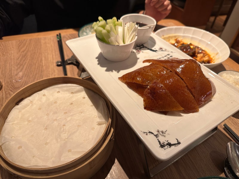 [홍콩 맛집 정보] 덕 빅토리아(Duck Victoria/城中鴨子) - 베이징 덕: 하버시티 맛집/위치/영업 시간/메뉴/가격 ...