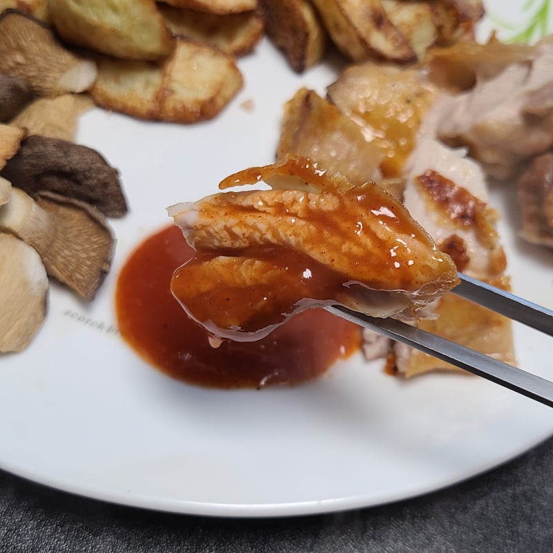 비비드키친 저칼로리 양념치킨 소스 후기 다이어트 고기 감자 요리 식단 메뉴에 찰떡 네이버 블로그