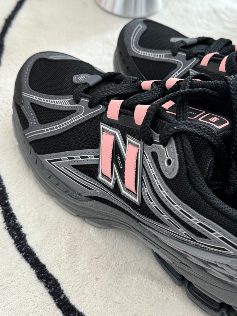 뉴발란스 1906R 블랙 핑크 문 (M1906RHC) 사이즈 / 코디 : 네이버 블로그