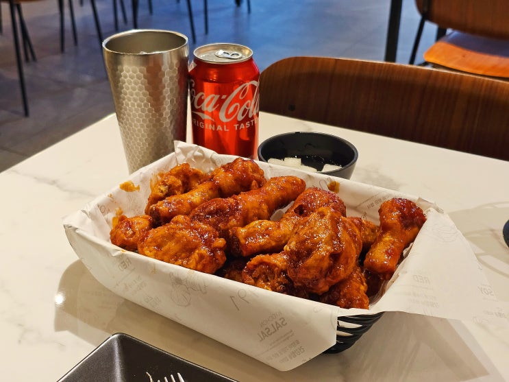 당산 맛집 영등포 술집 아시안컵 중계하는 교촌치킨 당산점 레드콤보 신메뉴 옥수수볼