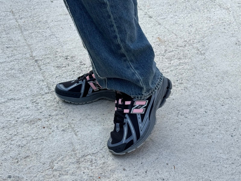 뉴발란스 1906R 블랙 핑크 문 (M1906RHC) 사이즈 / 코디 : 네이버 블로그