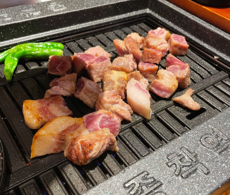용인 기차역 컨셉의 삼겹살 맛집 기흥구청 맛집 종착역 기흥구청점주차 꿀팁 네이버 블로그