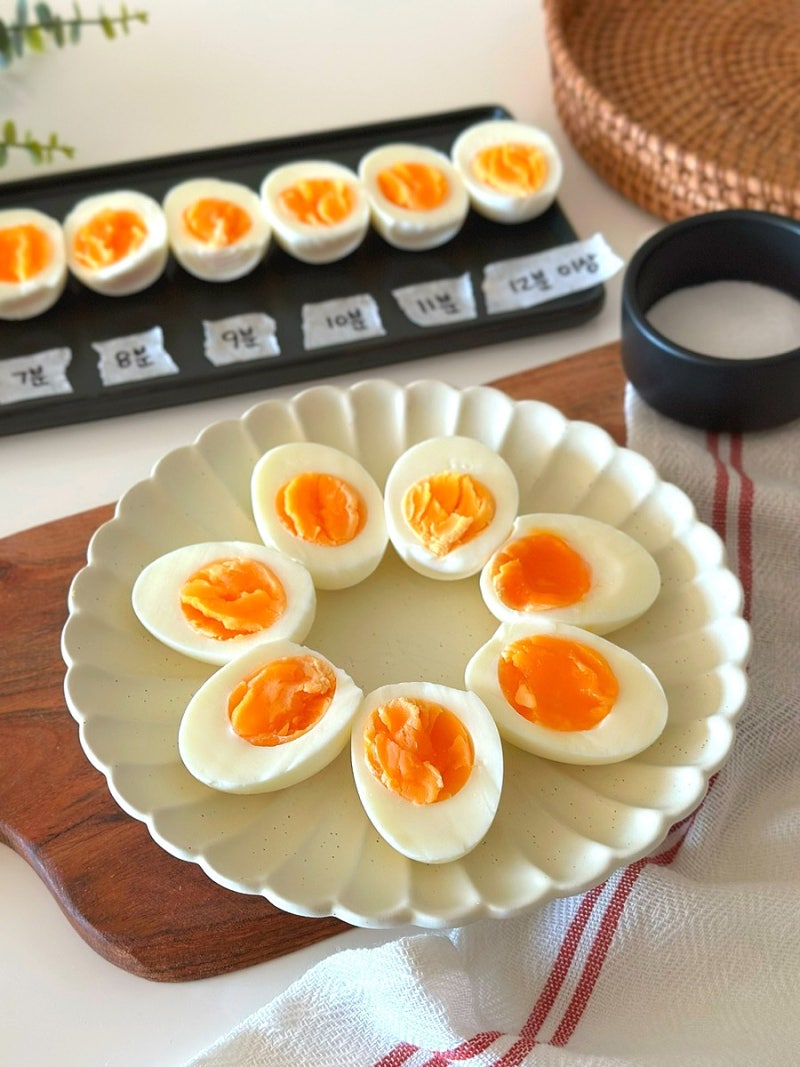 계란 안깨지게 삶는법 꿀팁 반숙완숙계란 삶는시간 달걀 맛있게 삶기 삶은계란 잘 까는법 네이버 블로그