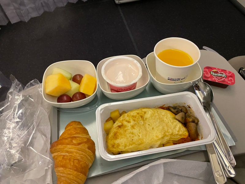 대한항공 인천-런던 왕복 엑스트라 레그룸 좌석 소개 및 후기 (KE907, KE908) : 네이버 블로그