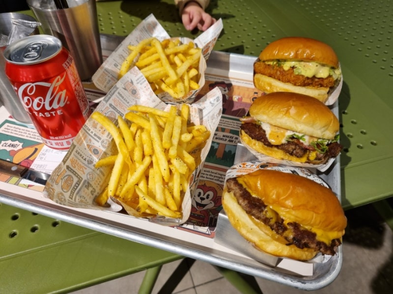 목동 현대백화점 햄버거 맛집 제스티살룬 목동현대 네이버 블로그