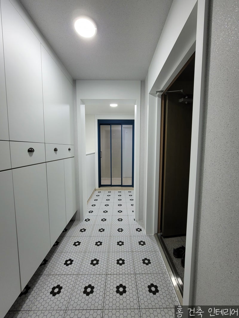 중산디아채시공사진리모델링 인테리어울산리모델링울산인테리어아파트리모델링아파트인테리어싱크장판도배타일욕실공울산