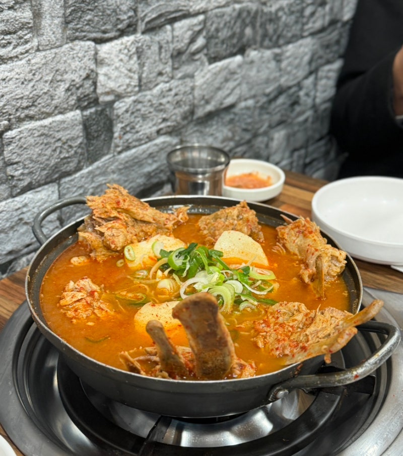 을지로3가역 노포 맛집 동원집 머릿고기 감자국 을지로 가성비 네이버 블로그