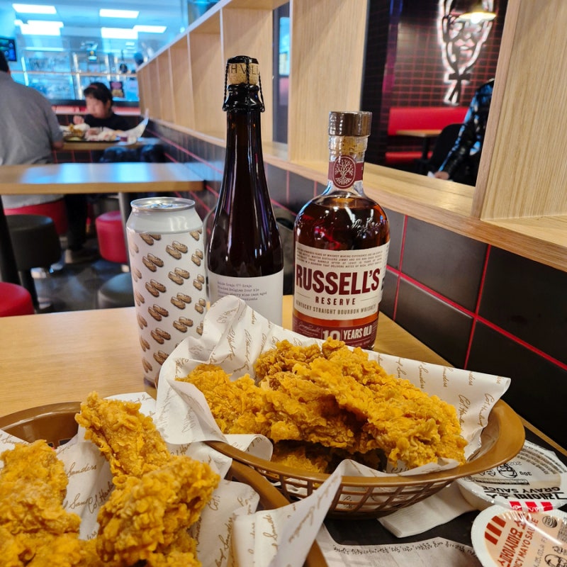 압구정 로데오 Kfc 콜키지 프리로 즐기는 Kfc 치킨과 사이드 메뉴들 소세지 메뉴가 돌아온 알고 네이버 블로그