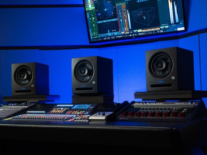 메인 모니터링과 몰입감을 위한 크고 명료한 사운드를 제공하는 프리소너스 Eris Pro 8(MusicTech 발췌 및 번역 ...