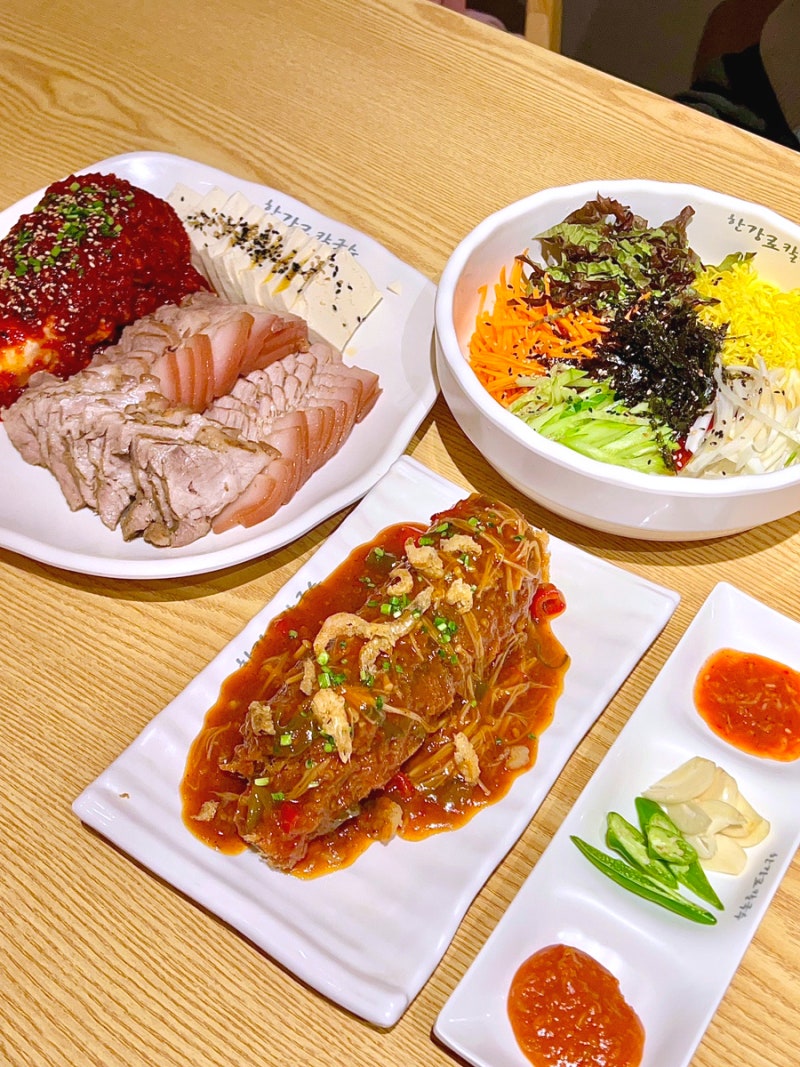 숙대입구역 가성비 맛집 추천 한강로칼국수 숙대 보쌈 맛집 네이버 블로그