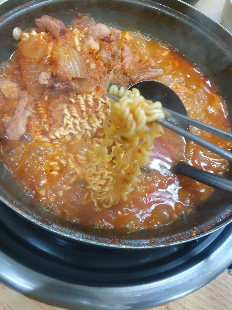 진천 돼지고기 회식은 이월면 맛집 통큰돼지 김치찌개and뒷고기 네이버 블로그