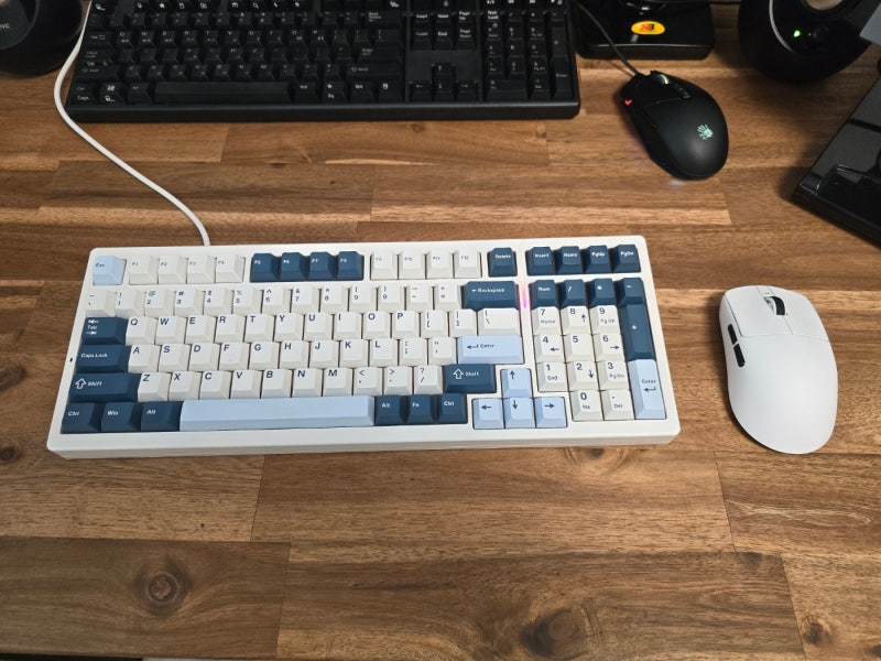 잠자리 마우스 VXE R1 Pro MAX 리뷰 및 사용 후기 일명 짱슈라 가성비 최강 무선 게이밍 마우스 : 네이버 블로그