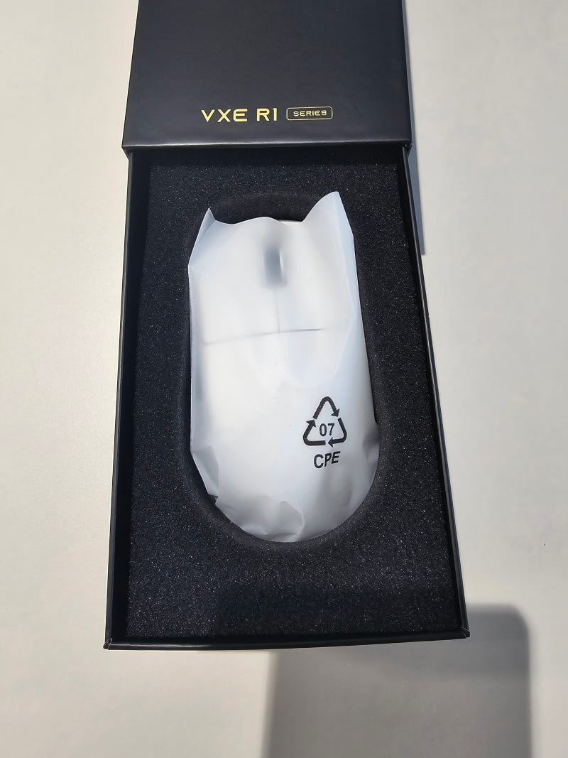 잠자리 마우스 VXE R1 Pro MAX 리뷰 및 사용 후기 일명 짱슈라 가성비 최강 무선 게이밍 마우스 : 네이버 블로그