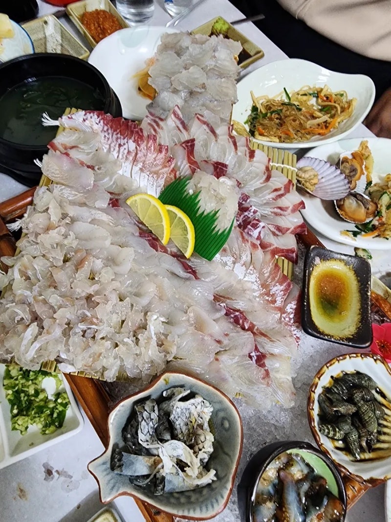 마산합성동맛집 회1번지 합성점시리로 쯔악~나오는 회맛집 네이버 블로그