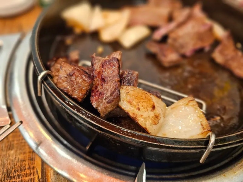 서울여행 동대문 맛집 종로5가역 동대문역 가성비 좋은 노포감성 한우 고기 맛집 종로등심 네이버 블로그