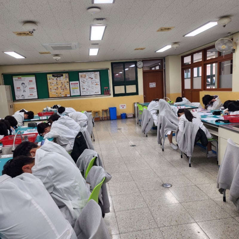 과학 자유학기 주제선택 프로그램 흔적없는 방 혈흔 감식 네이버 블로그