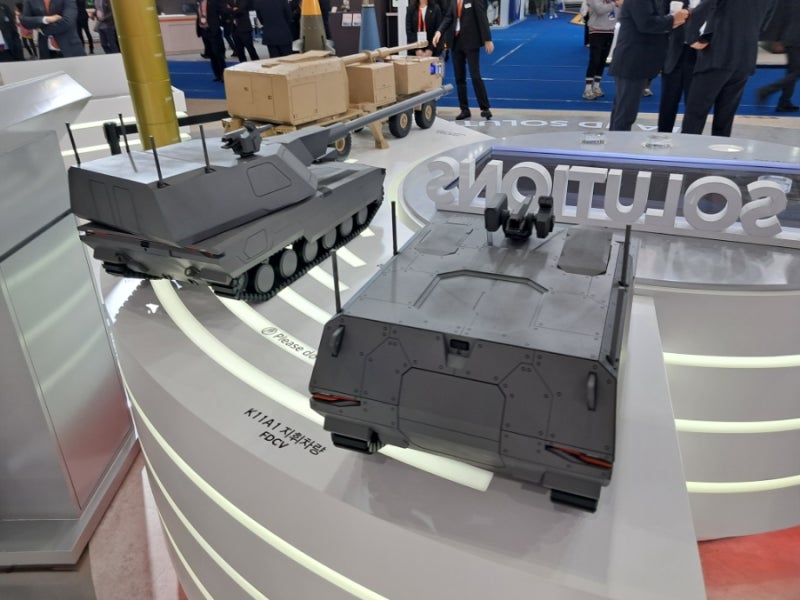 2024 KADEX : 한화에어로스페이스(K9A3/신형 차륜형 자주포/수출형 천무 발사 플랫폼 / 40mm 대공포 시스템 ...