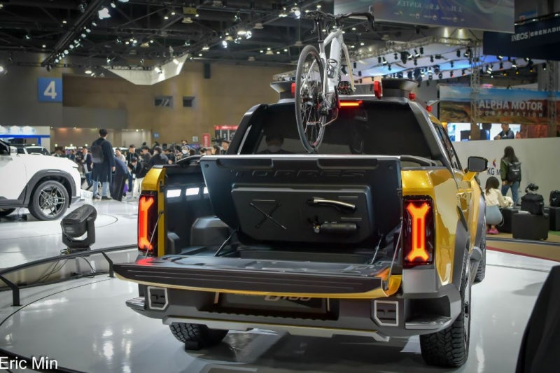 KG모빌리티(KGM) 2025 신차 계획, 토레스 EVT 전기 픽업트럭 O100, 토레스 하이브리드 J140, 코란도 KR10 하이브리드 출시 전망 : 네이버 블로그