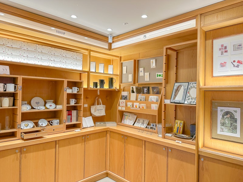 성수 LCDC 완전 정복! 층별 가이드부터 핫한 편집샵까지 싹 다 털어봄! : 네이버 블로그