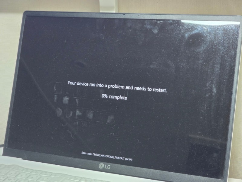 노트북 윈도우 부팅 블루스크린 Your device ran into a problem 에러 해결 방법 : 네이버 블로그