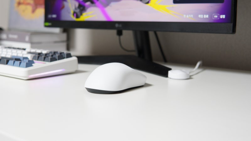 싸이록스 Scryrox V6 무선 게이밍 마우스 추천, 초경량 8K 폴링레이트 지원! 컨트롤이 다르다 : 네이버 블로그