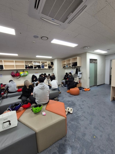 수원 실내 가볼만한곳 광교복합체육센터 아이스링크장 스케이트장 네이버 블로그