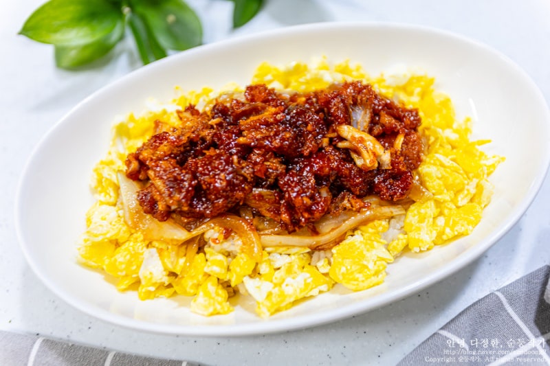 치킨마요덮밥 만들기 남은 양념치킨 요리 치킨마요 소스 만들기 간단한 점심메뉴 추천 네이버 블로그