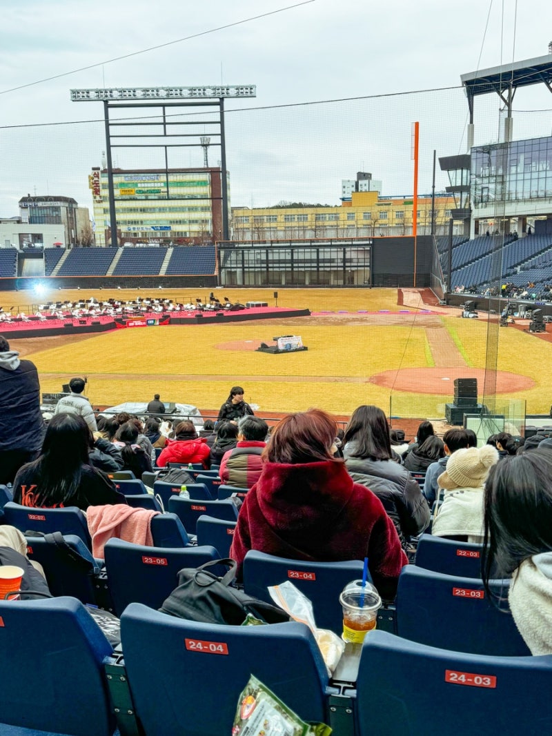 한화이글스 신구장 대전 한화생명 볼파크 좌석 배치도/시야/가격/105-108블럭 1루 응원석, 2층, 3층, 4층/개장식 후기 ...
